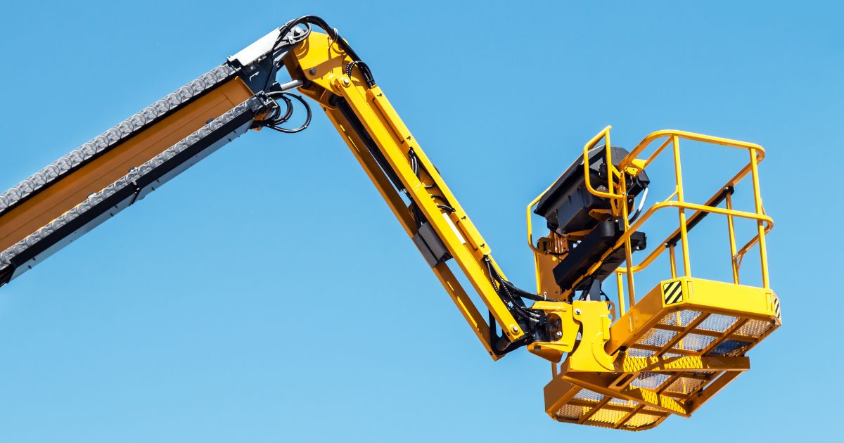 How to Safely Use Aerial Lifts and Limit Workplace Injuries